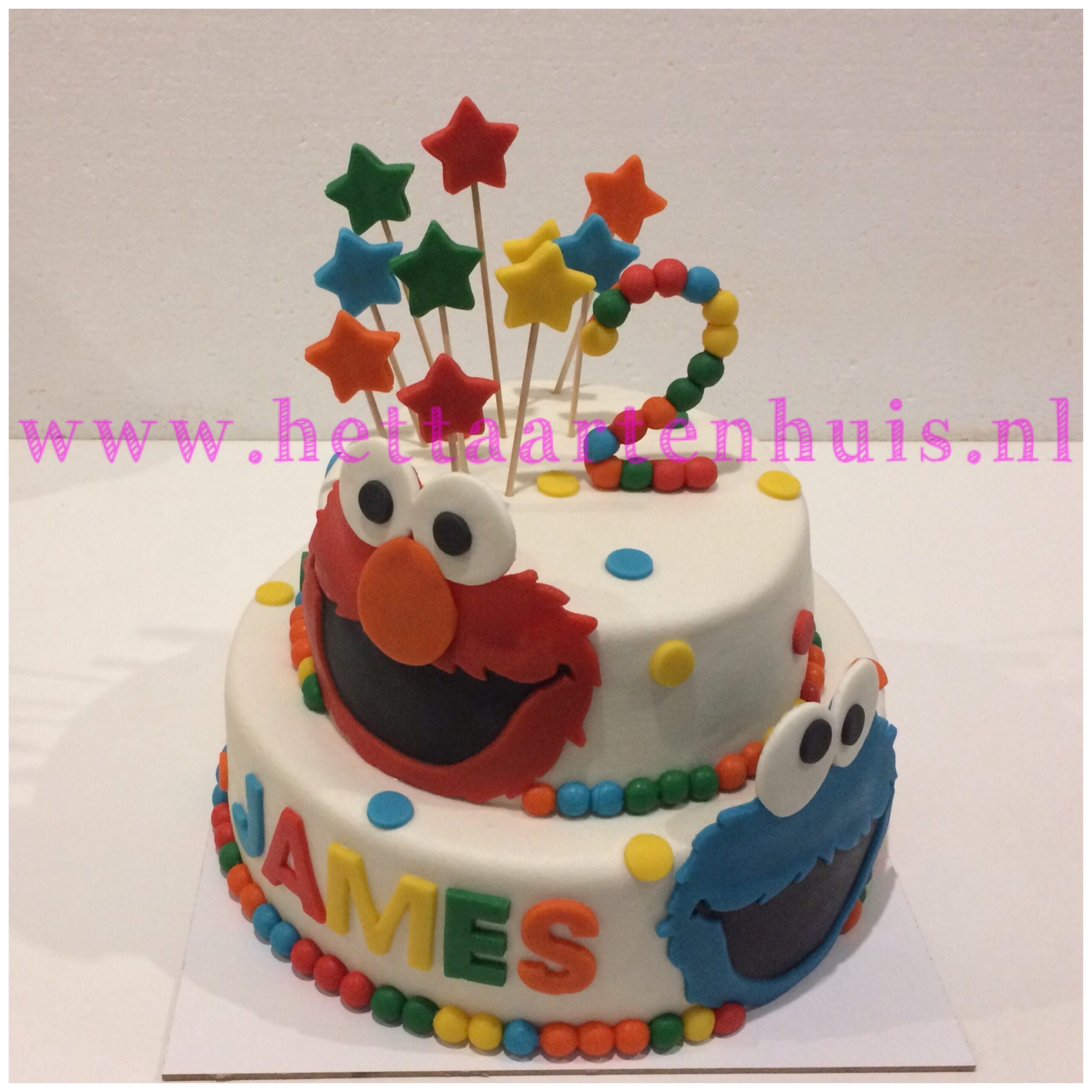 Elmo en Koekiemonster lagentaart JAMES - Het Taartenhuis