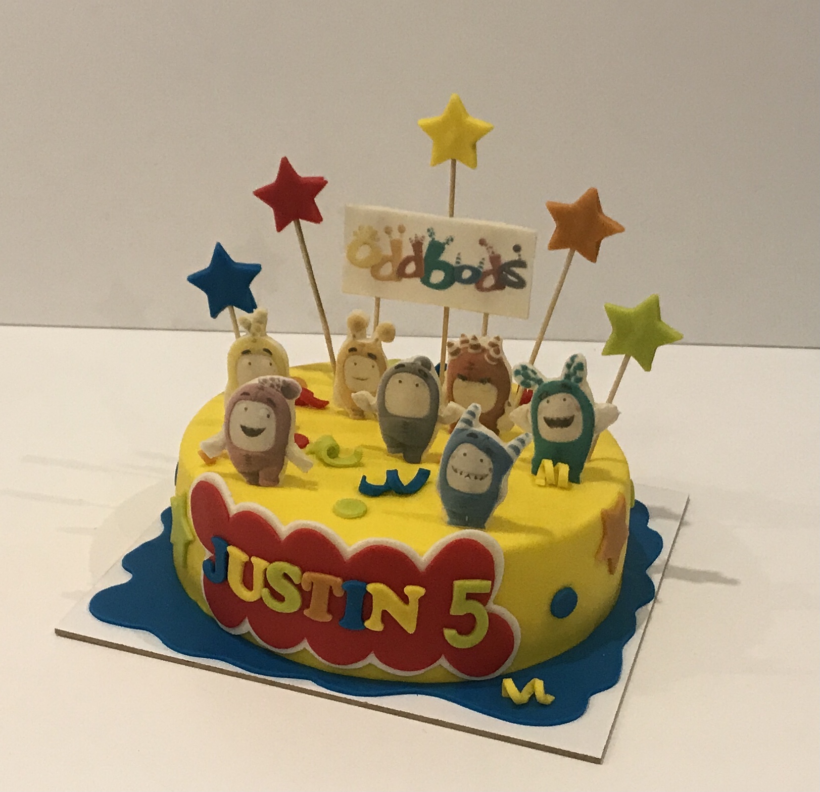 Oddbods taart JUSTIN - Het Taartenhuis