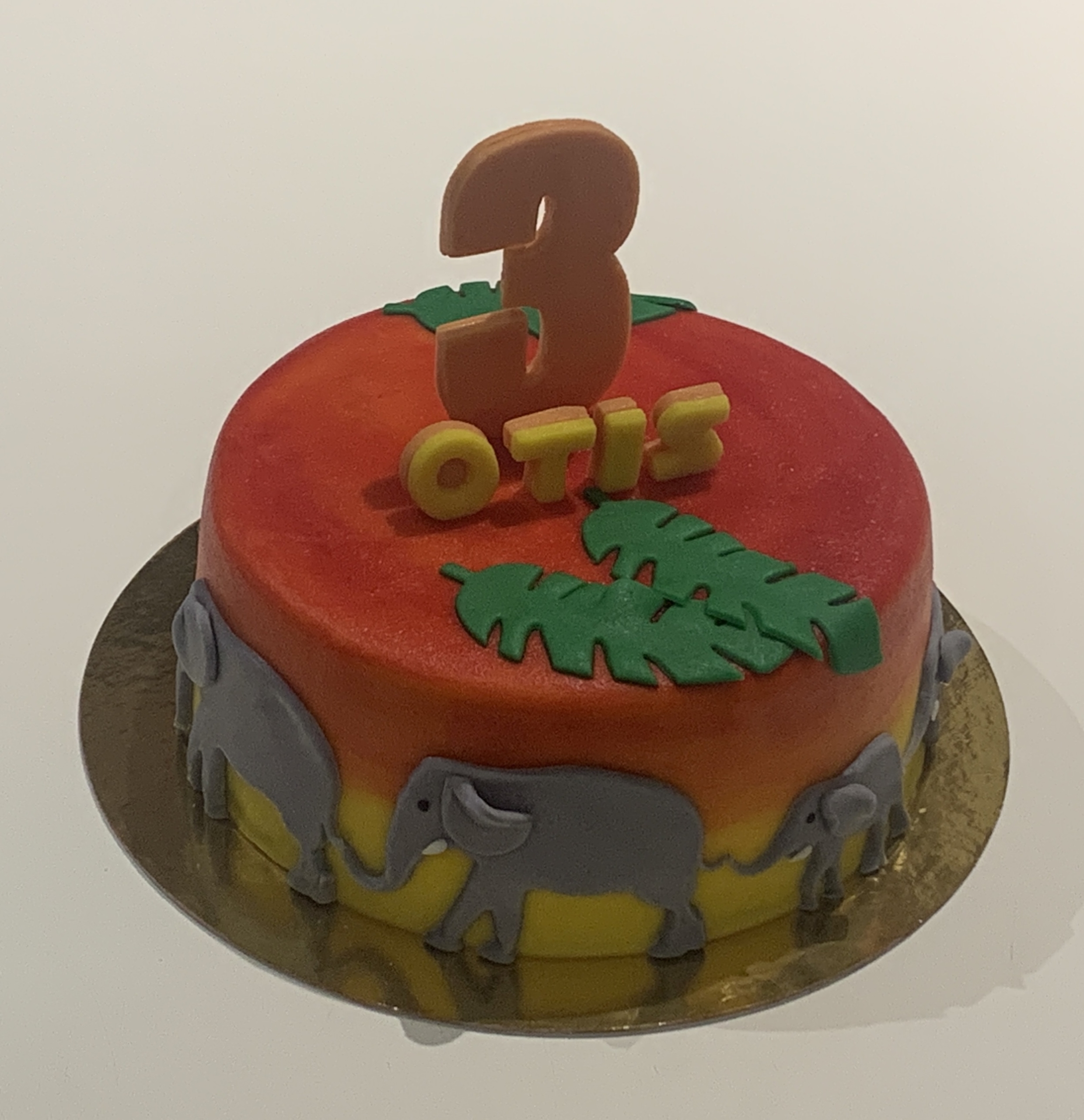 Olifantjes taart OTIS - Het Taartenhuis