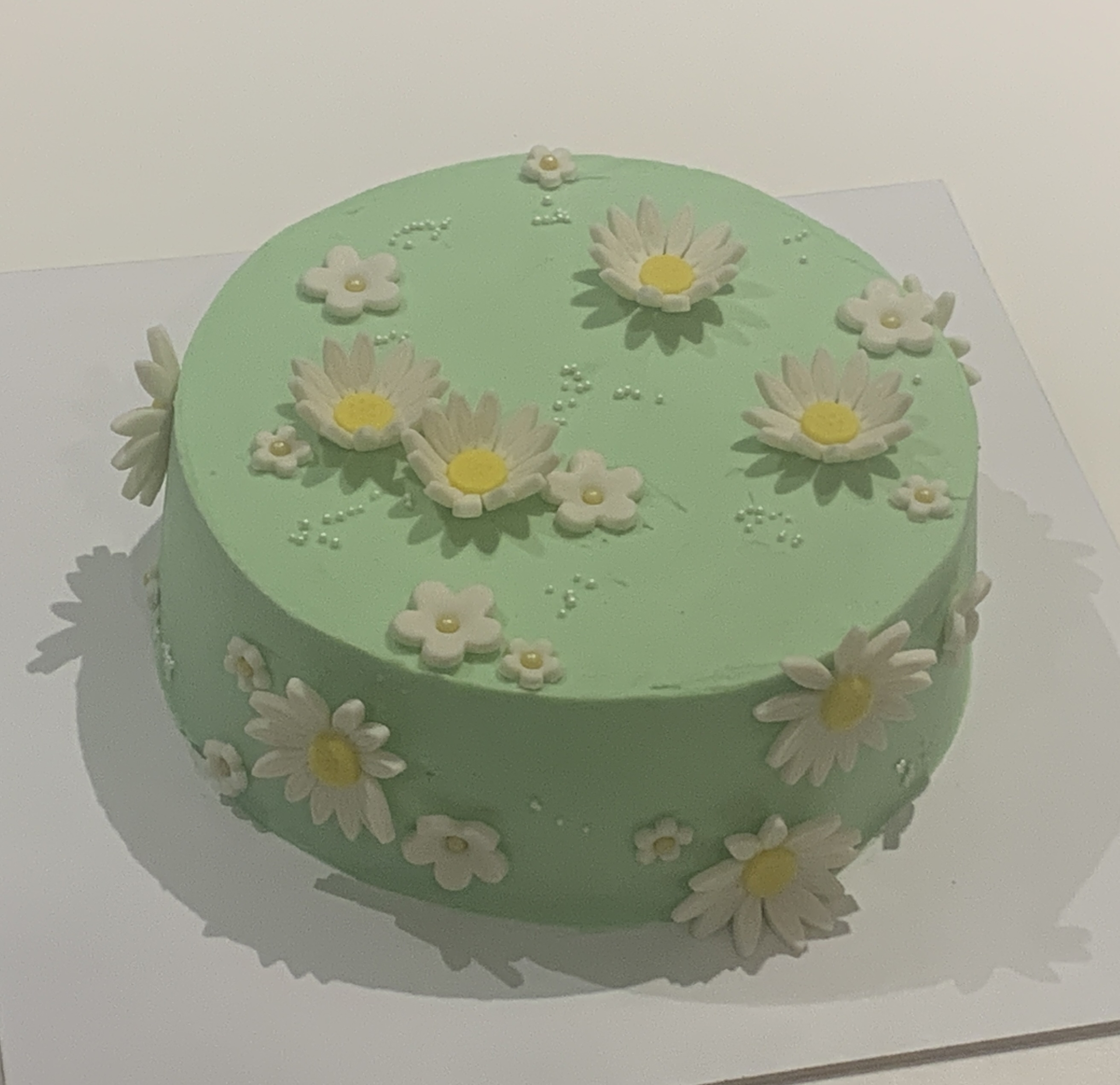 Margriet / Madelief bloemen taart - Het Taartenhuis