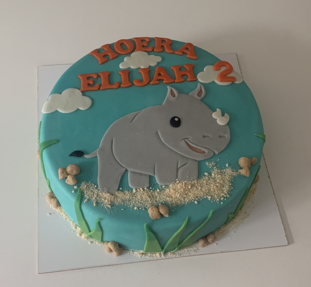Neushoorn taart ELIJAH - Het Taartenhuis