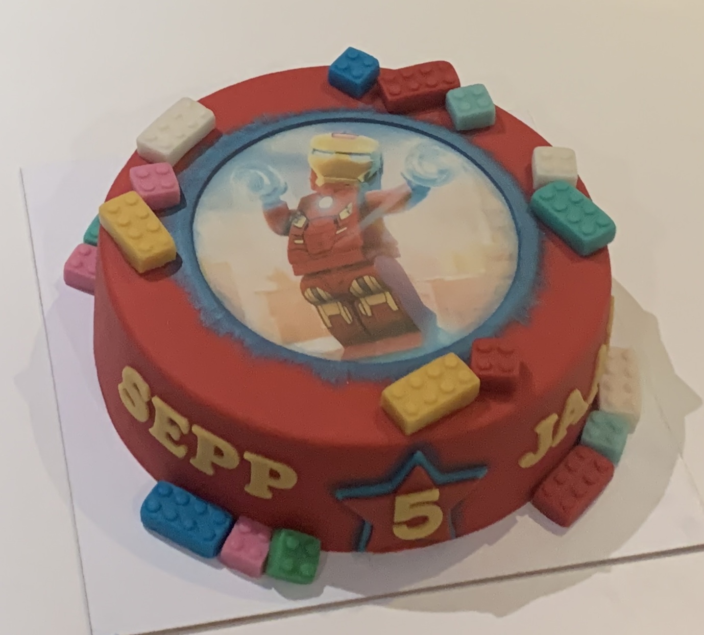 Iron Man - Lego taart SEPP - Het Taartenhuis