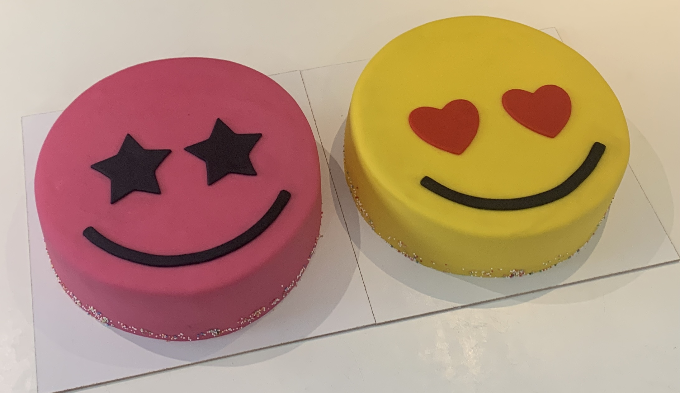 Smiley taarten - Het Taartenhuis