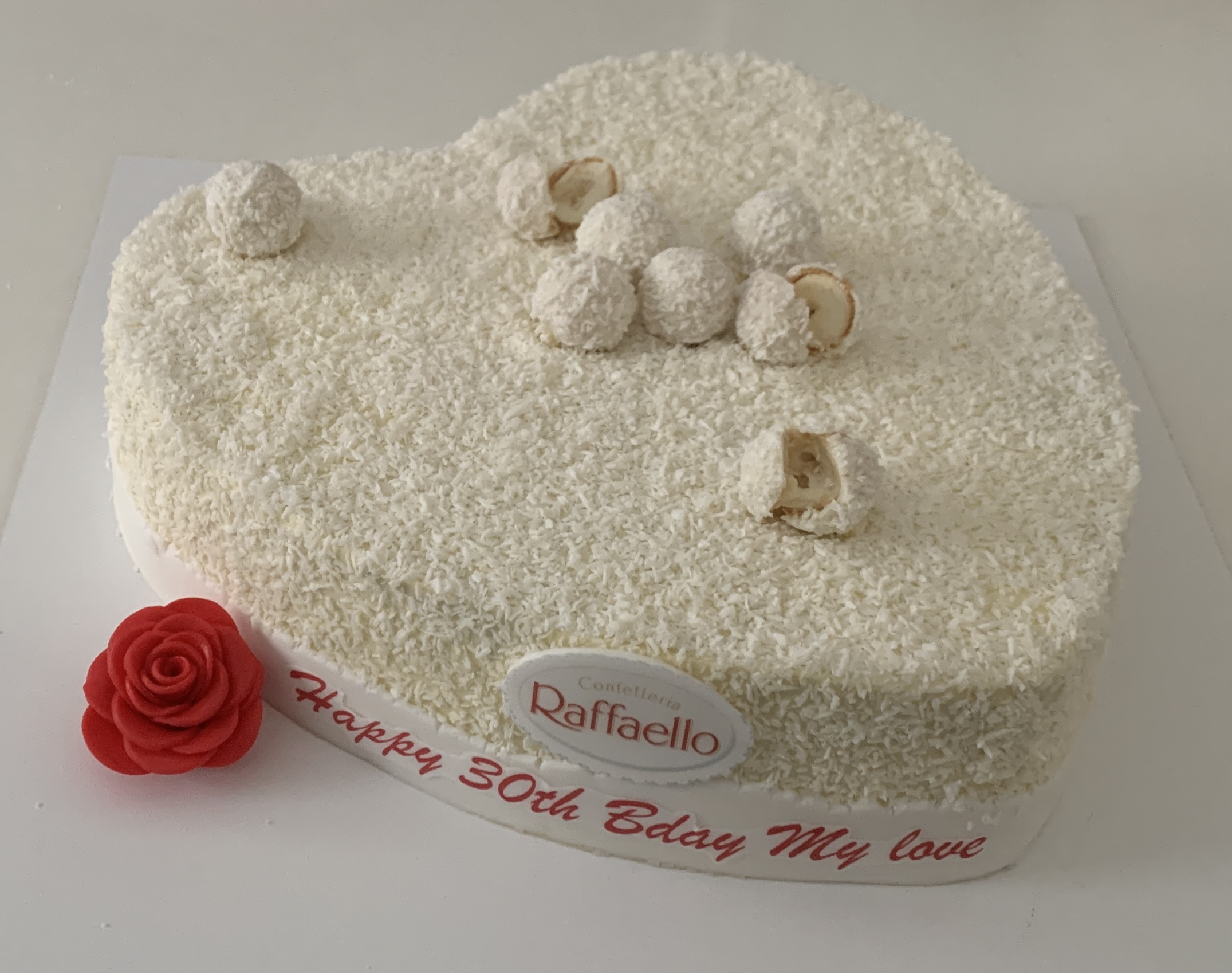 Raffaello hart taart - Het Taartenhuis