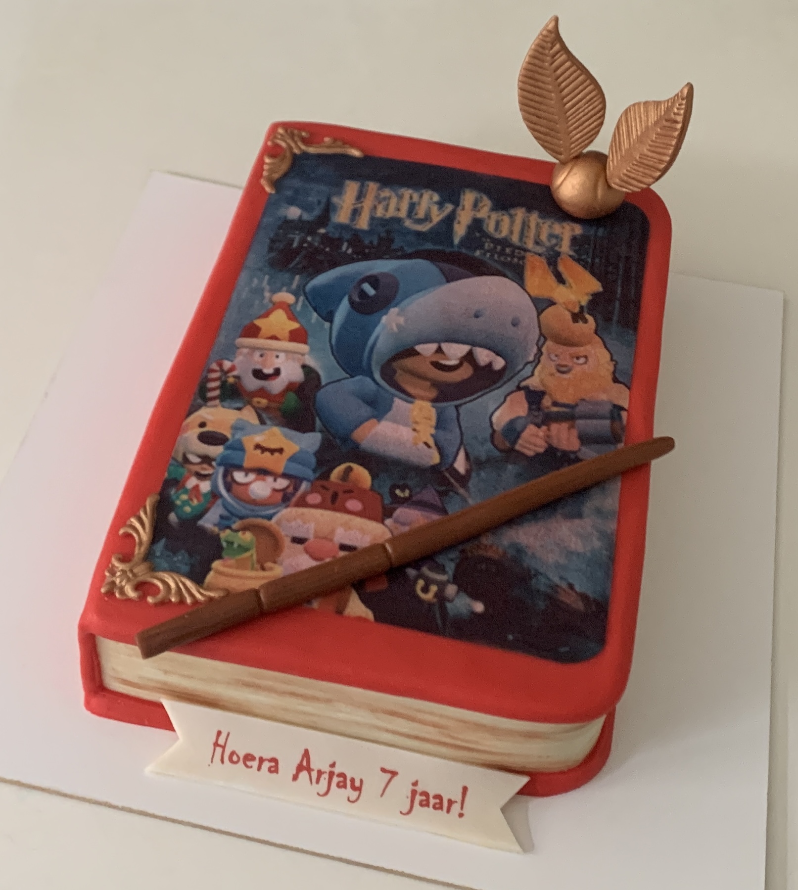 Harry Potter en Brawl Stars boek taart - Het Taartenhuis