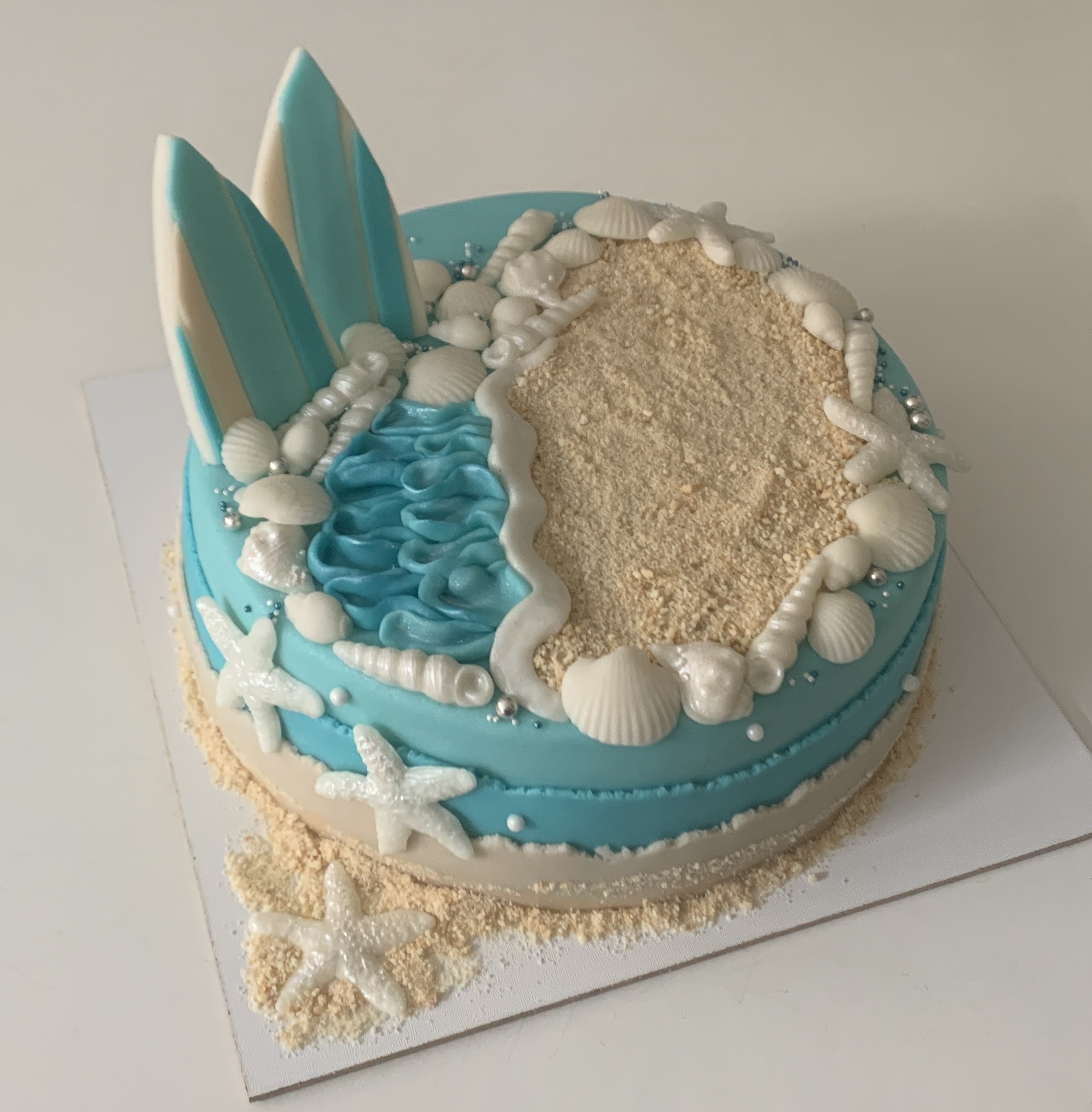 Zomer taart zee, strand, schelpen - Het Taartenhuis