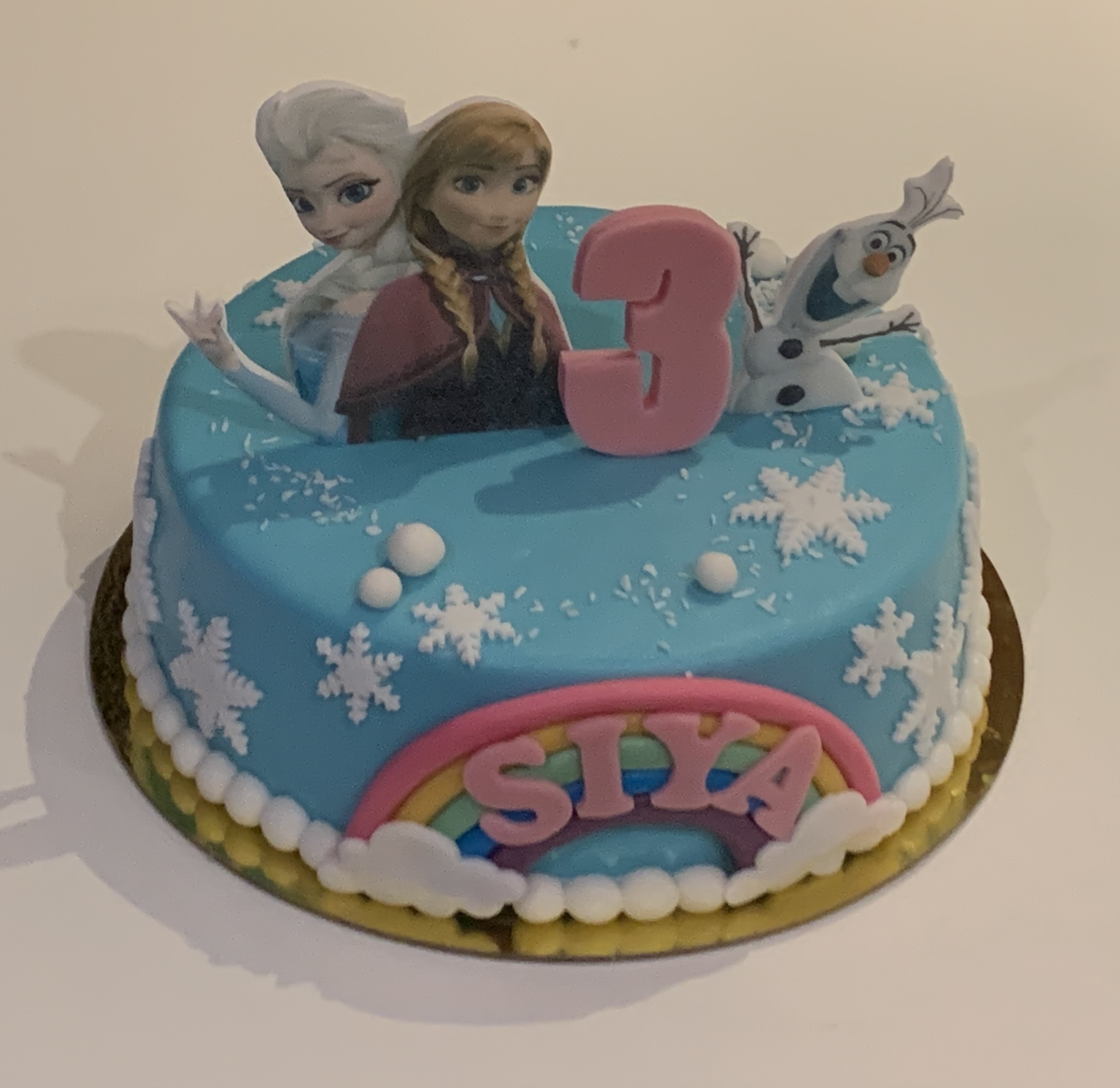 Frozen taart SIYA - Het Taartenhuis