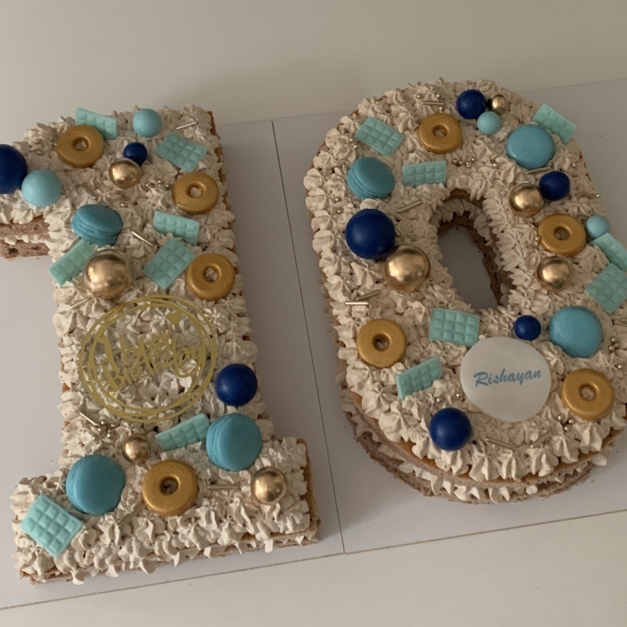 Naked cijfer 10 taart - Het Taartenhuis